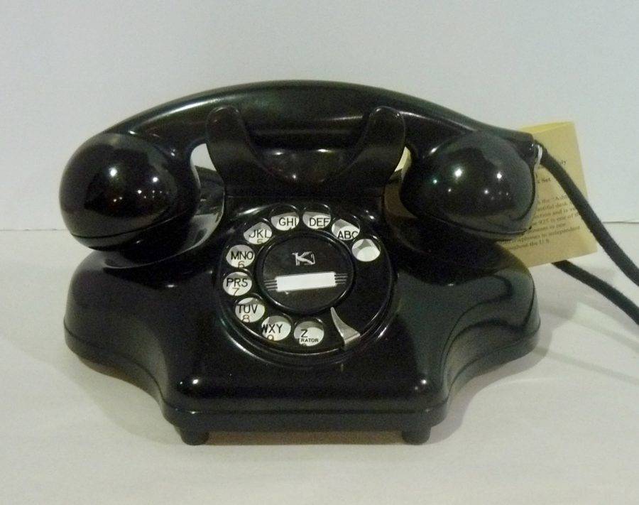 A 1930’s Telephone, a Great Selection of Easton Press Field Guides and ...